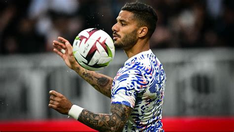 Mercato Fc Nantes Un Contrat De Trois Ans Attend Henrique Recruté