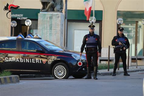 Carabinieri Salvano A Palermo Una Bambina Di 14 Mesi Che Stava