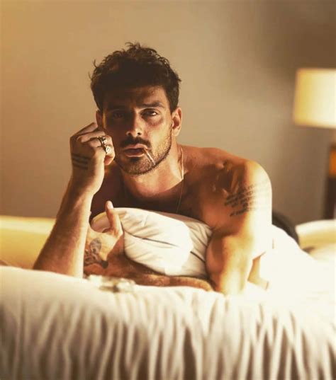 [100 ] Michele Morrone Pictures