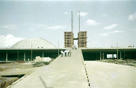 Veja fotos históricas da construção de Brasília