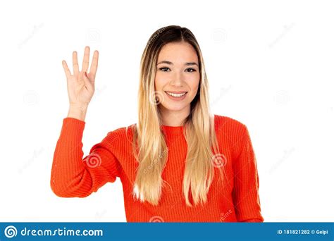 Mujer Rubia Guapa Con Jersey Rojo Foto De Archivo Imagen De Muchacha
