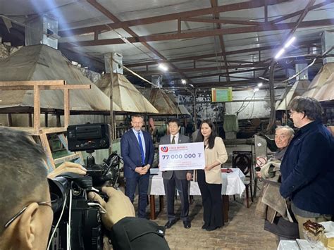 БНЧех улсаас Монгол улсад суугаа онц бөгөөд бүрэн эрхт элчин сайд Ян Вытопил арьс ширний салбарт