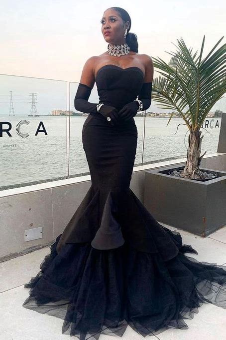 Daisda Black Strapless Mermaid Prom Dress Waist Skimming With Gloves
