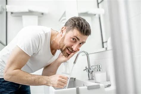 How To Line Up Beard Challenges Of Grooming A Beard