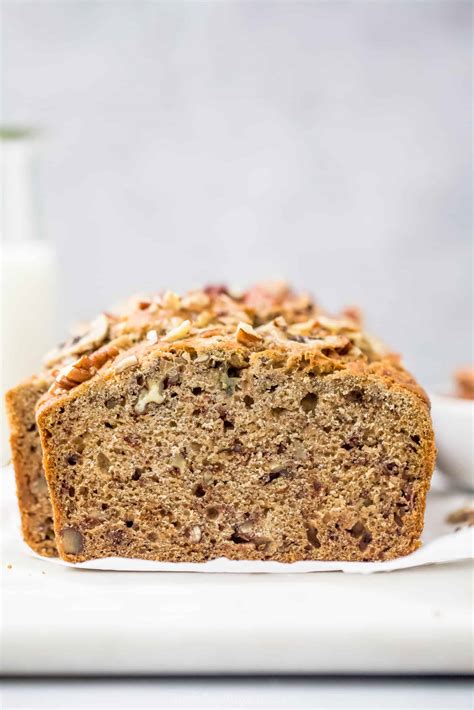 Healthy Banana Bread With Chopped Pecans Banana Nut Bread