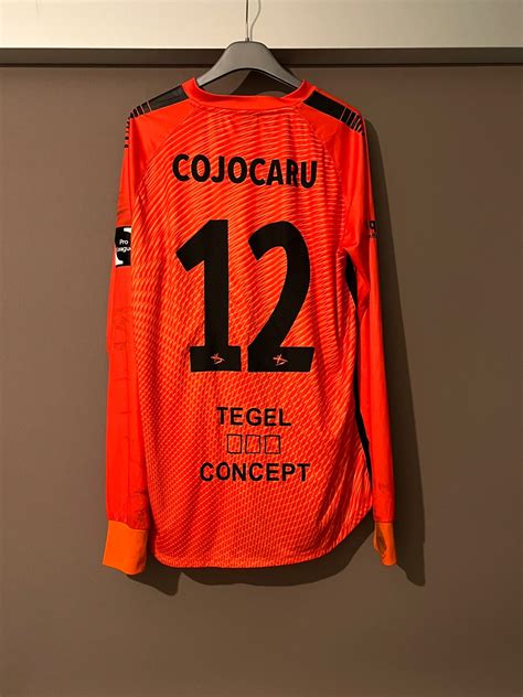 Oh Leuven 2022 23 Gk Kit