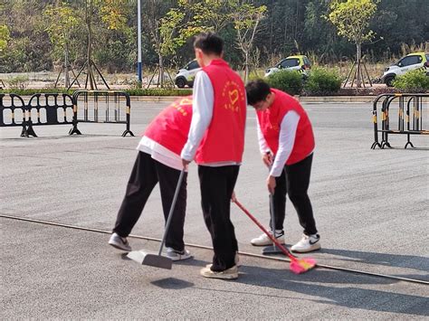 雷锋月系列活动 传承雷锋精神携手志愿同行学雷锋主题月教育实践活动启动仪式顺利举行 柳州工学院设计艺术学院