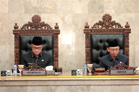 Pj Bupati Cirebon Sampaikan Rancangan KUA PPAS TA 2025 MandaNews Id