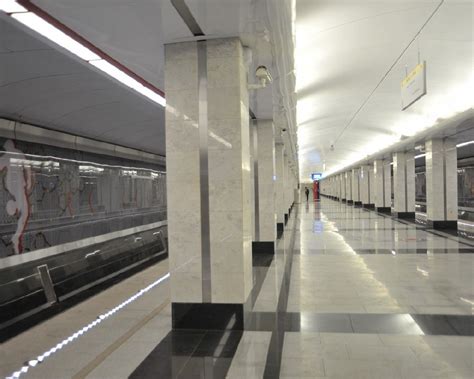 Станция метро «Спартак»
