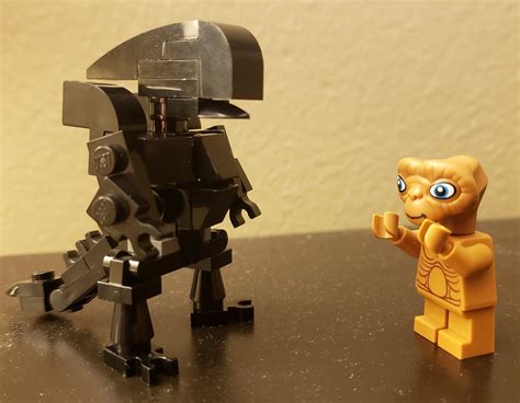 Heres My Best Attempt At A Minifig Scale Xenomorph I Apologize For The Condition Of The