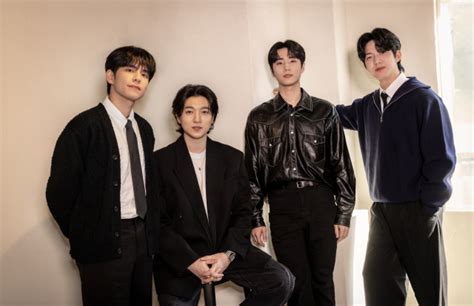 역주행 신화→3년 군백기 돌파 데이식스 어느덧 10년 차 데뷔 전 상상했던 것과는 다르지만요 Md인터뷰 종합