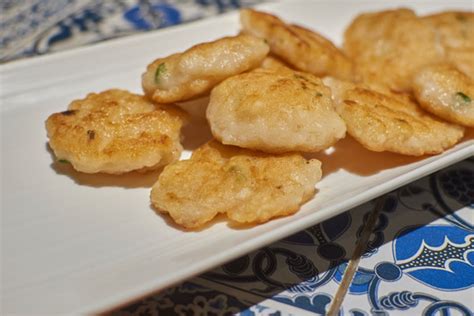 香煎墨鱼饼 中国菜系 食品餐饮 摄影 汇图网www huitu
