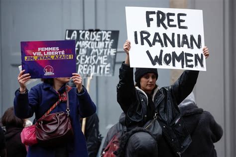 Las Mujeres Se Movilizan Por Sus Derechos Amenazados En Todo El Mundo Infobae