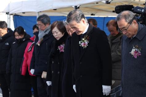 김영호 통일장관 올해 이산가족 문제 가장 중심…통일 계기 만들 것 아주경제