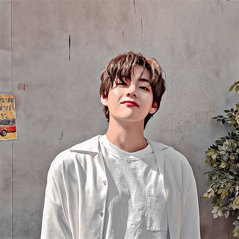 Pin Oleh Agustds Di Kim Taehyung Gambar Pacar Foto Kekasih Selebritas