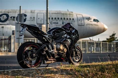 ปกพนโดย Ta klongtoei ใน motorcycle