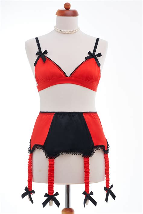 Luxus Tie Back Triangle Bra Divaurae