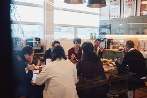 Join Us Start Your Career In Quantum Computing〡alice And Bob