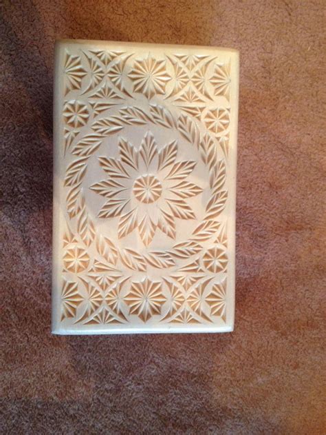 Фото 881001637262 из альбома Картинки из тем Смотрите в группе Резьба по дереву геометрическая