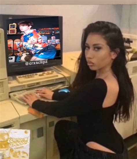 Me Irl Flamingo Albert Flamingo Flamingo Albert Flamingo