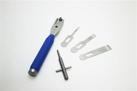 Removable Flexible Chisel And Blade Set