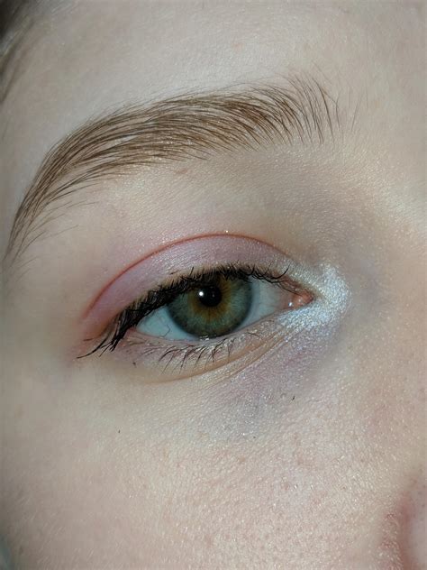 I M Starting To Like This Intense Inner Corner Highlight Trend CCW