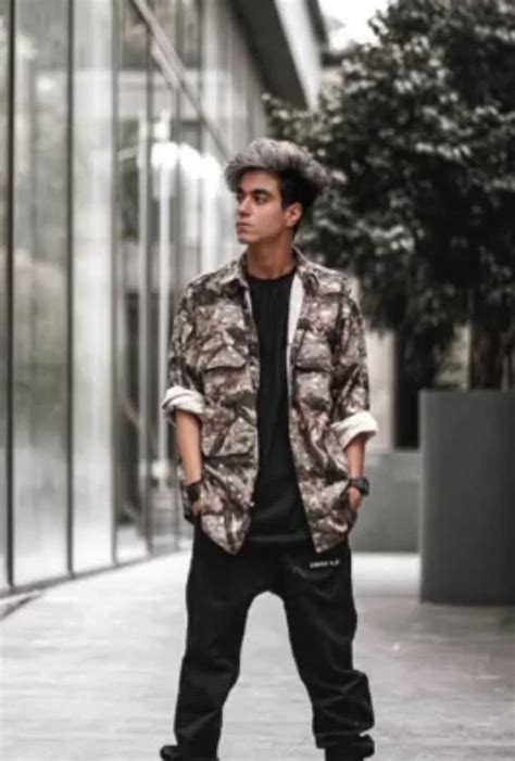 ارسلان عکس ویسگون