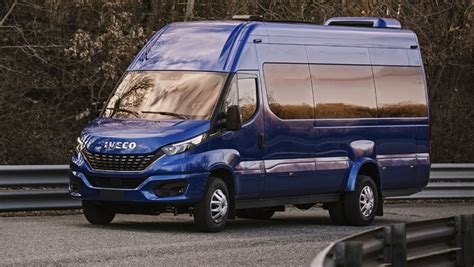 بررسی ون نامیکران ایویکو دیلی جدید Bamair