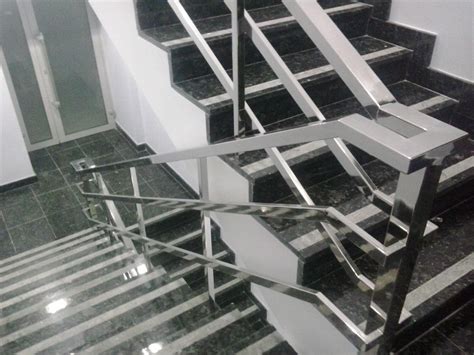 Перила из нержавейки купить в Москве. Собственное производство и монтаж ...