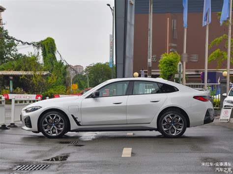 宝马首款纯电动四门轿车！宝马i4正式上市 售4499 5399万元车家号发现车生活汽车之家