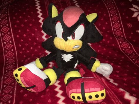 Shadow The Hedgehog And Rarity