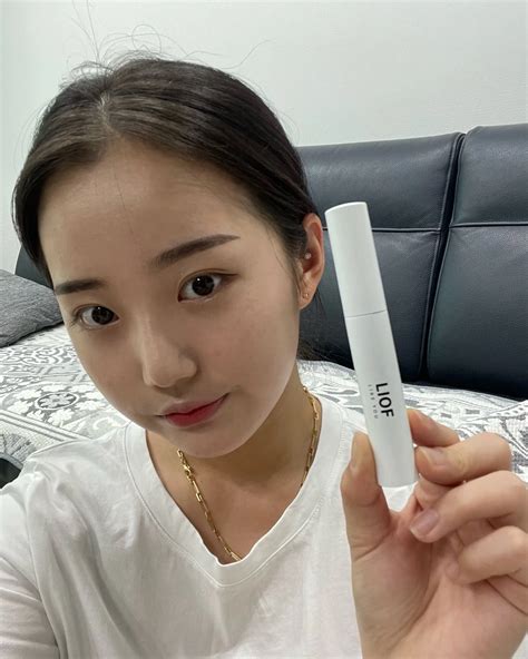 내가jang 협찬 잦은 뷰러로 자꾸만 빠지는 속눈썹 그냥 둘 수 없잖아요 속눈썹 뿌리부터 끝까지~ 완벽하게 속눈썹 관리하고 시포 눈썹영양제 갈아탔어요 2in1