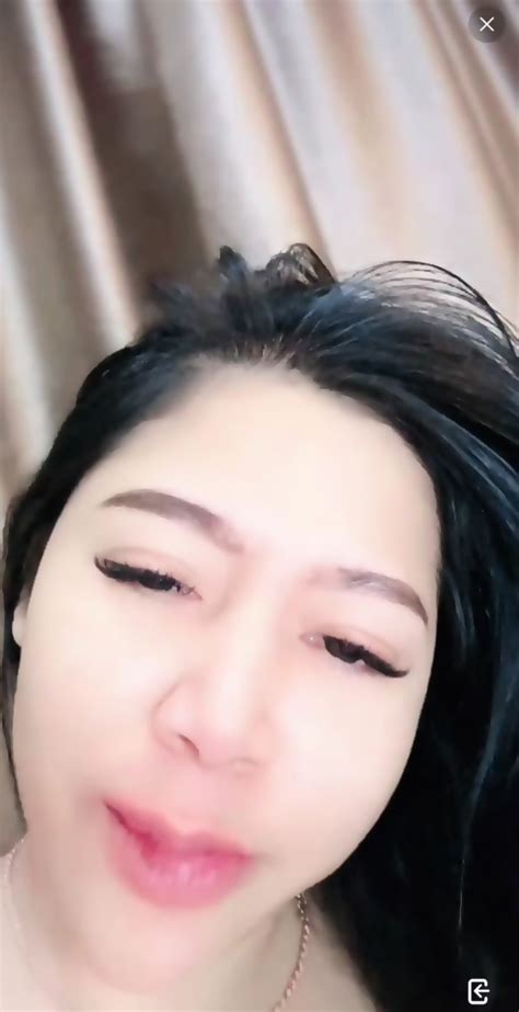 Cewek Model Indonesia Cantik Colmek