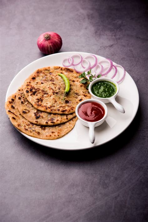Onion Paratha Seema