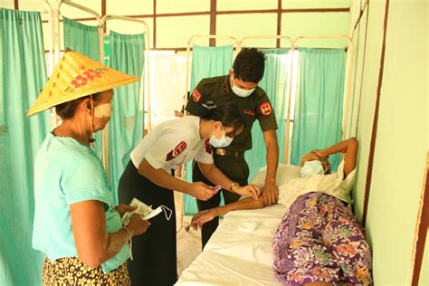 မုံရွာမြို့နယ်နှင့် မဟာအောင်မြေမြို့နယ်တို့ရှိ သံဃာတော်များနှင့် ဒေသခံပ