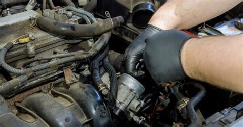 RPM Fluctuating While Accelerating? [Here's Why And How To Fix]