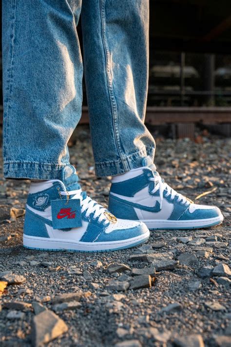 How To Style Air Jordan 1 Denim