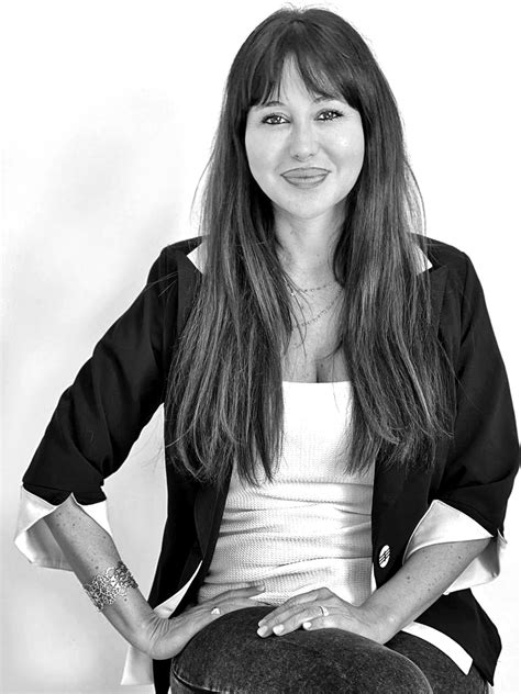 Sara Benzi Bk International