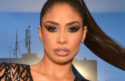 El Baile Picante De Daniela Celis En Tiktok Para Mostrar Su Embarazo De Gemelos De 14 Semanas