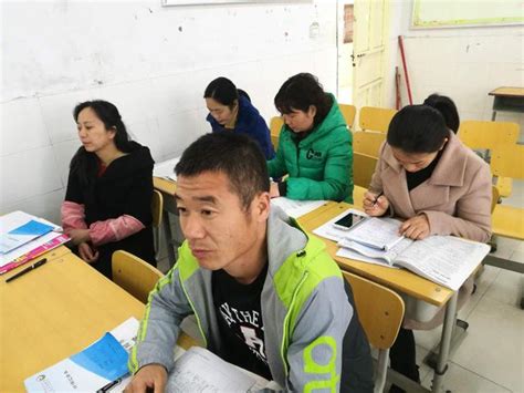 鄭州市第七十九中學舉行「曬課」活動 每日頭條
