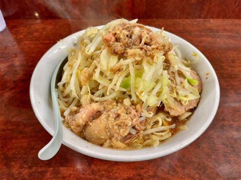 ＜ラーメン二郎 めじろ台店＞ ラーメンシーンcom
