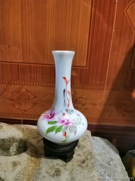 七十年代瓷瓶小赏。旧瓷器一品状元【7788瓷器】