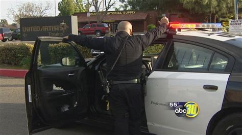 1 Arrested 1 At Large After Car Chase Abc30 Fresno