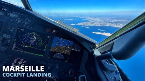Boeing 737 Max Cockpit