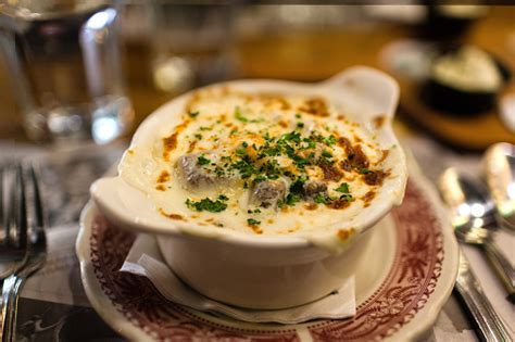 구은 ｺﾒｾ 양파형 수프 양파 수프에 대한 스톡 사진 및 기타 이미지 양파 수프 Comfort Food 갈색 Istock