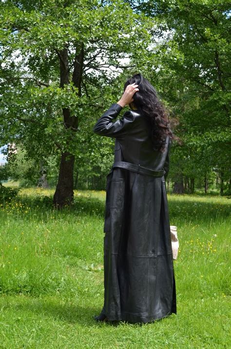 Pin By Anon Emous On Leather Clothes Leather Outfit Long Leather