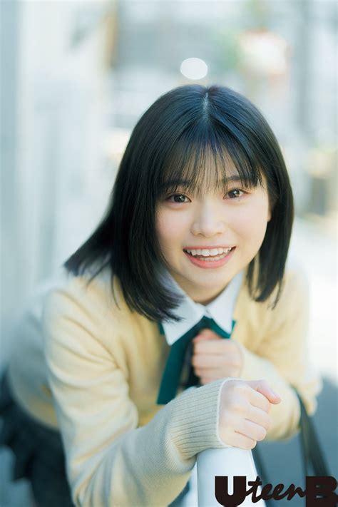 画像11 11 新人jk・鈴原すず、美バスト溢れる寝そべりショットにドキッ モデルプレス