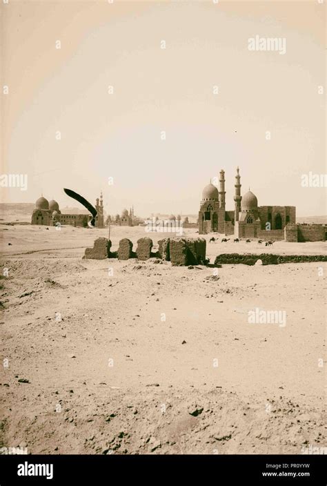 Tombs Of The Khalifs Hi Res Stock Photography And Images Alamy