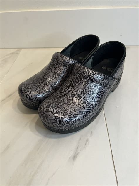 Dansko Professional Grey Tooled Clogs Size 42 Gem