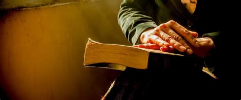 Whats The Difference Between Meditation And Contemplation Meditate